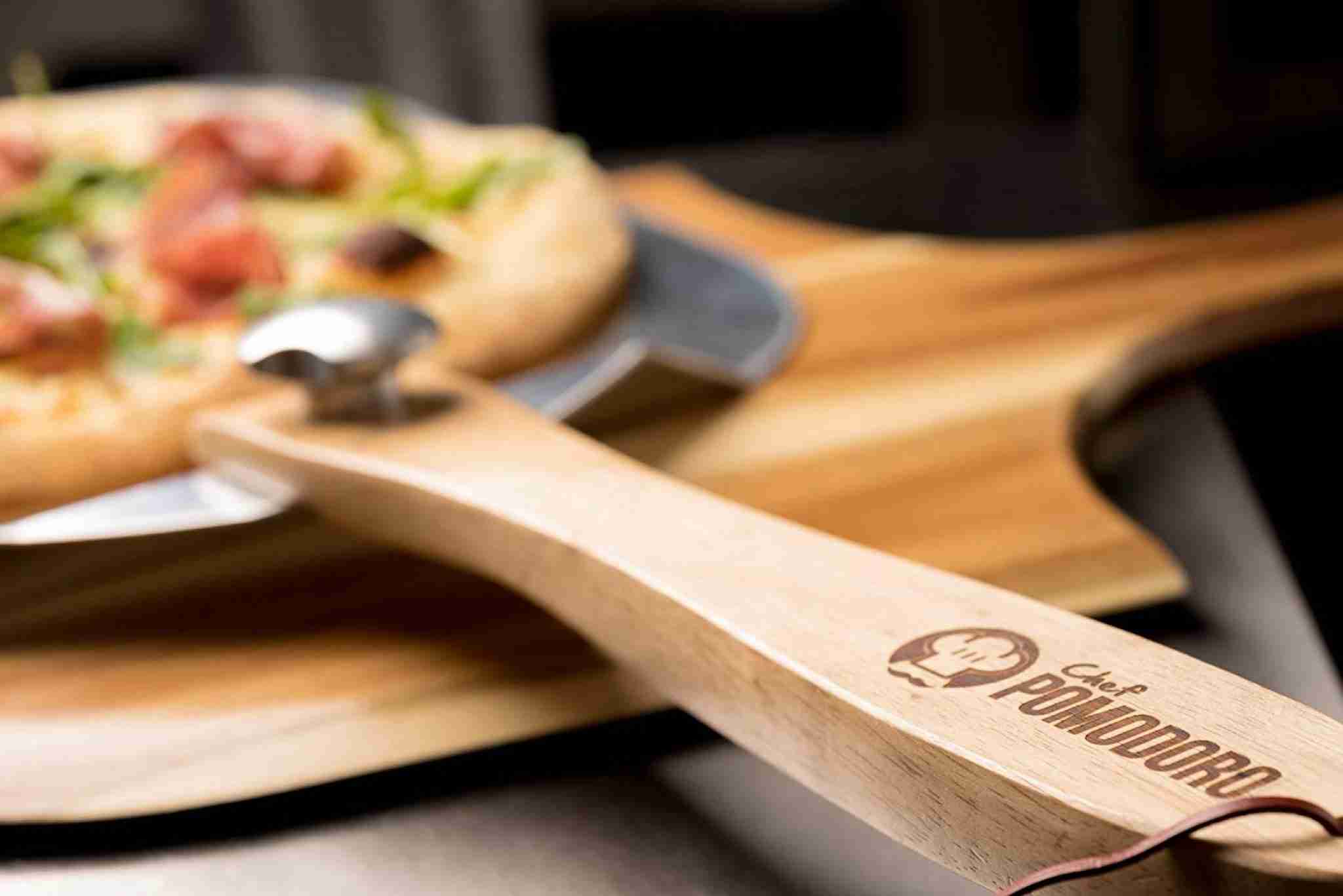 Top 9 Best Pizza Peels: A Review by a Pizza Making Master 2024