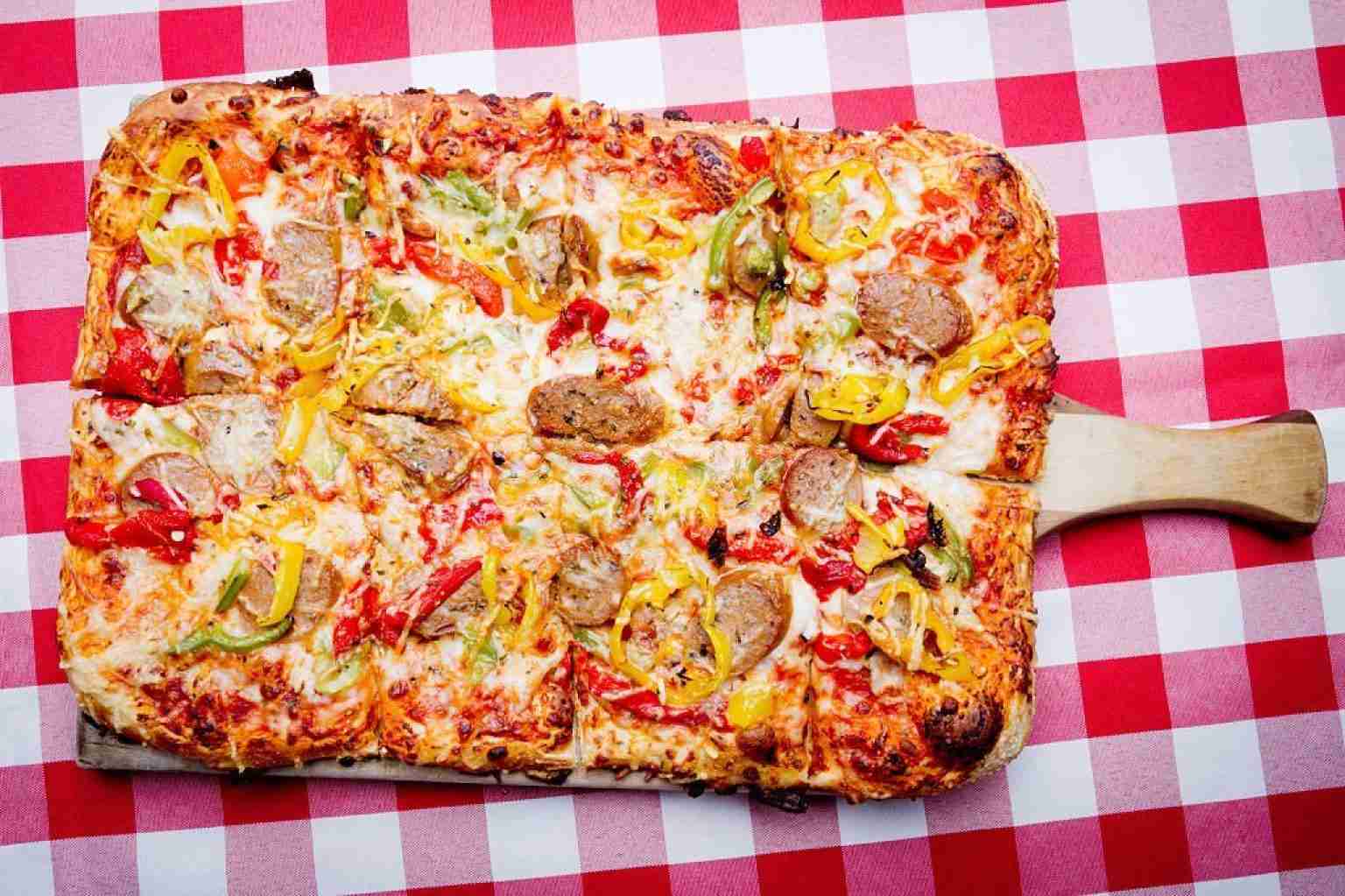 Square Cut Pizza: The Delicious Alternative to Traditional Pizza ...
